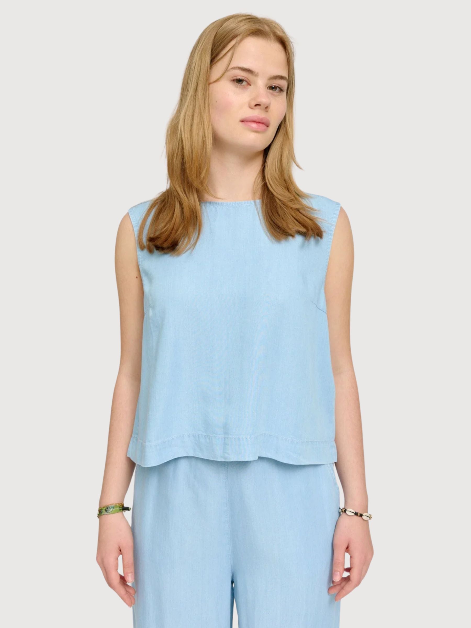 Tencel Top Woman Light Blue Wash | MAZINE