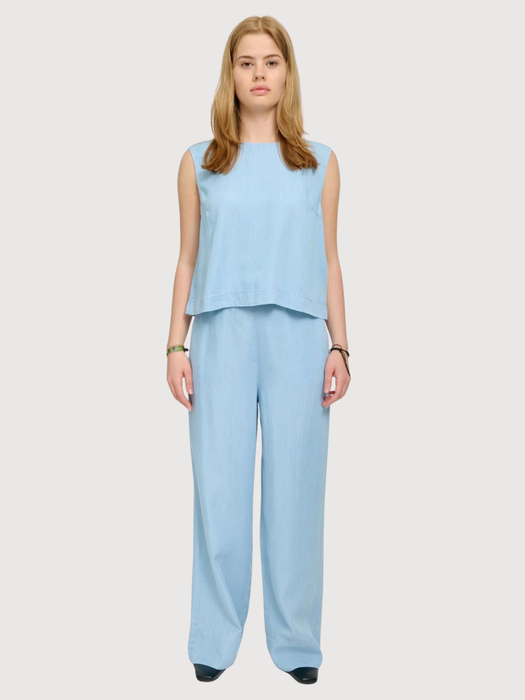Tencel Top Woman Light Blue Wash | MAZINE